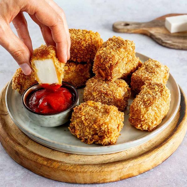 Deep fried vegan greek style cheese with tartar sauce - bedda world