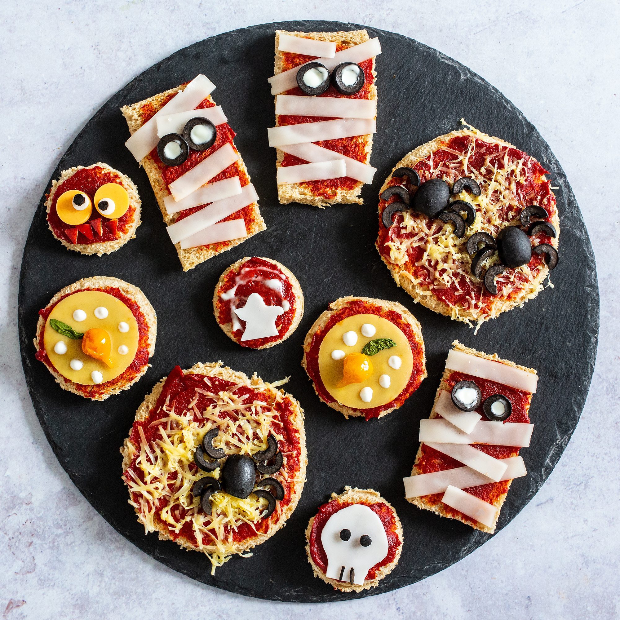 Halloween Toast - bedda world